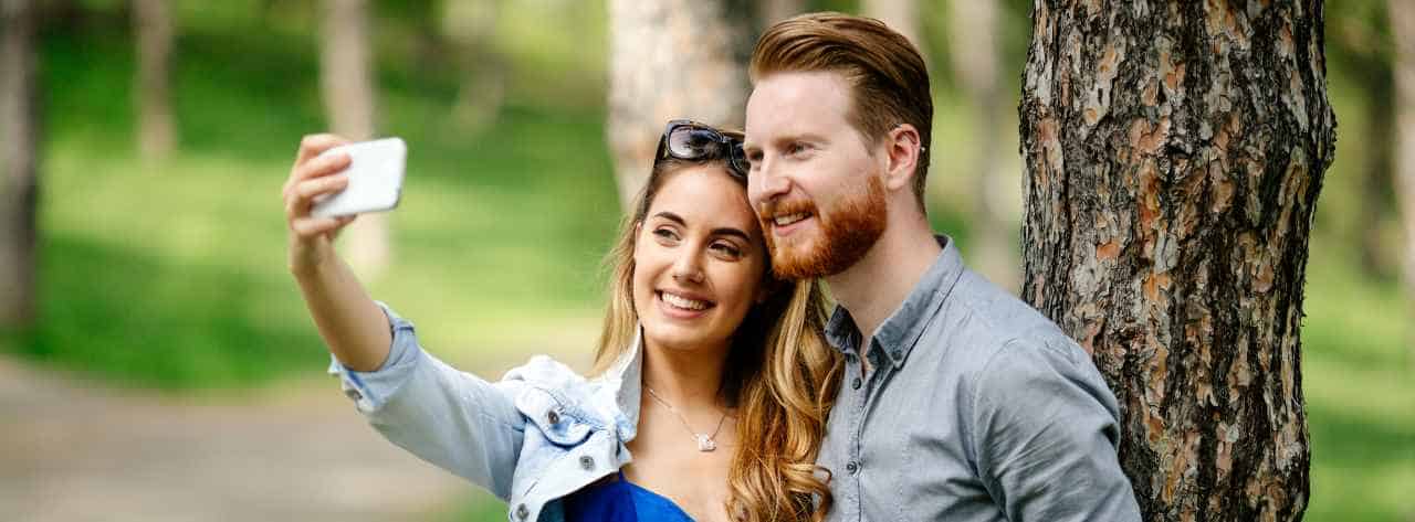 Mount and stretch your canvas on a frame